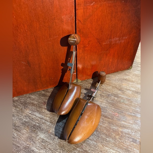 Bostonian | Accessories | 2 Vintage Bostonian Mens Shoe Tree Wooden 4 ...